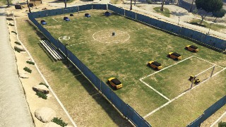 [GTA V] Soccer fans of /r/gaming: I made a "car soccer" match, with ...